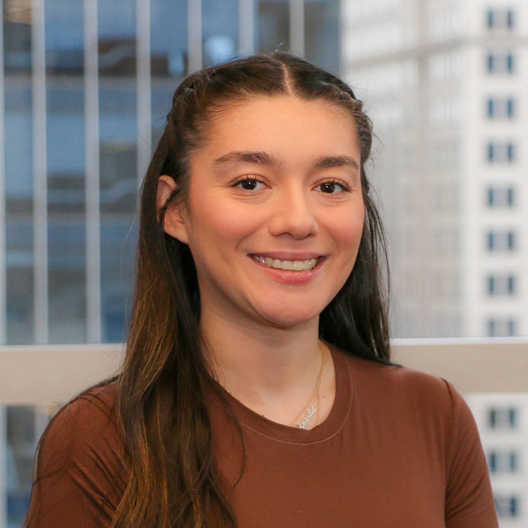 Nayeli Cadenas – Metropolitan Family Services